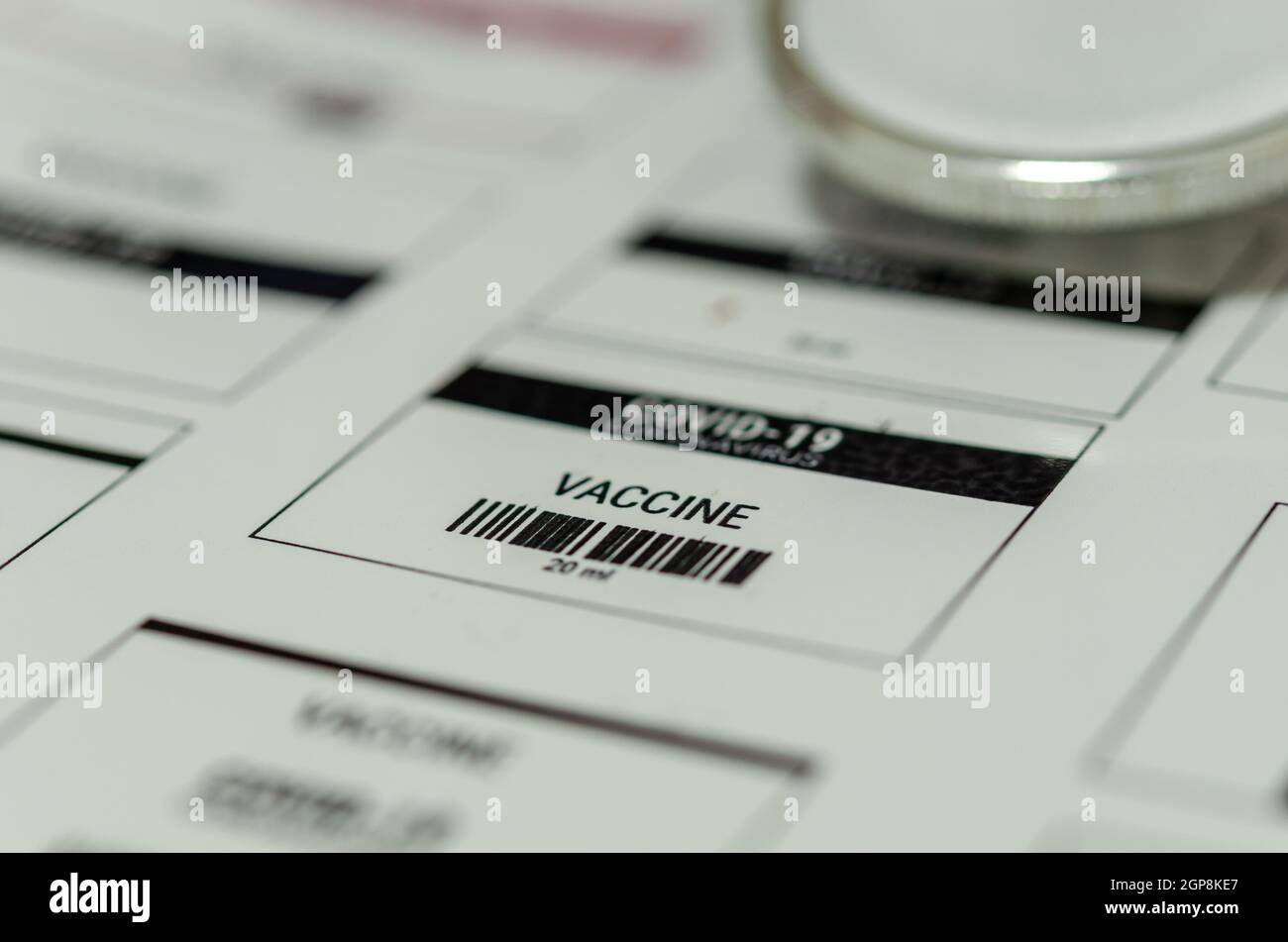 Pharmaceutical label printing hi-res stock photography and images - Alamy