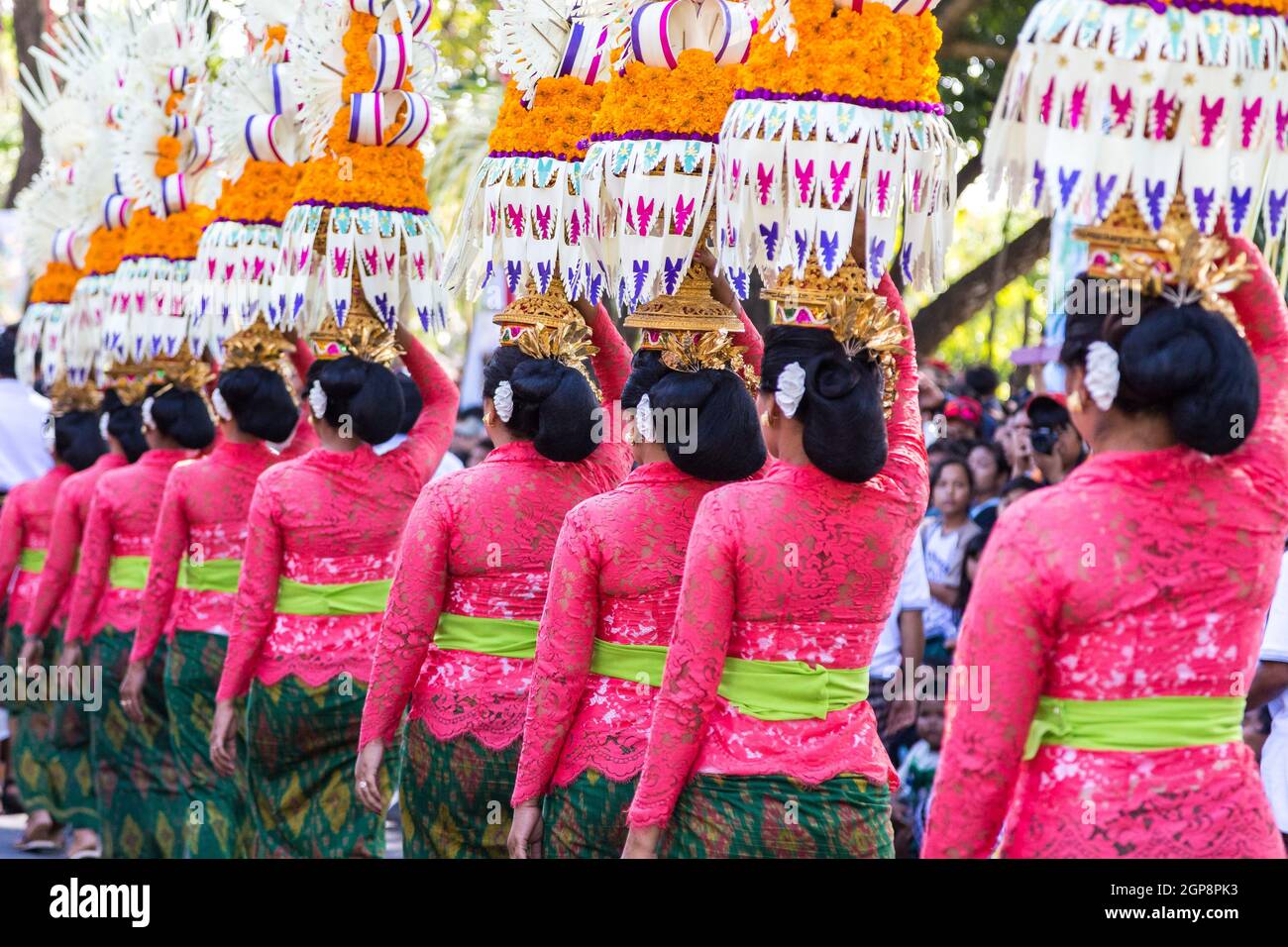 INDONESIA, BALI. WOMEN GROUP IN TRADITIONAL COSTUME DURING THE BALI ART ...