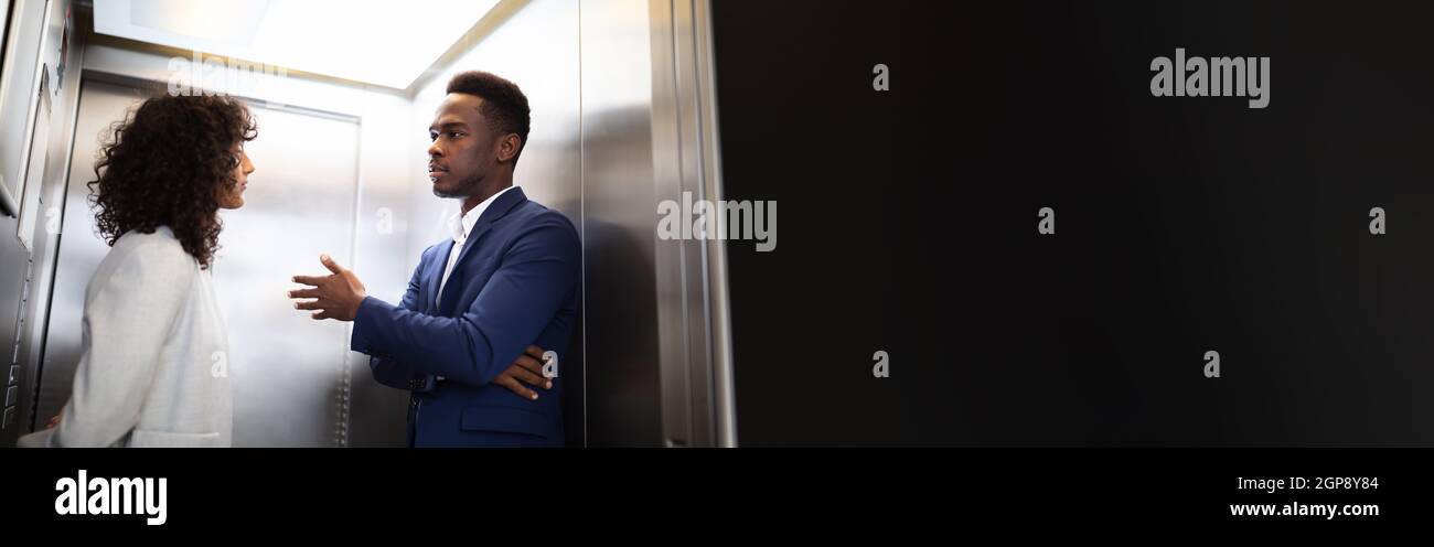 Elevator Pitch Or Career Conversation Or Speech In Lift Stock Photo - Alamy