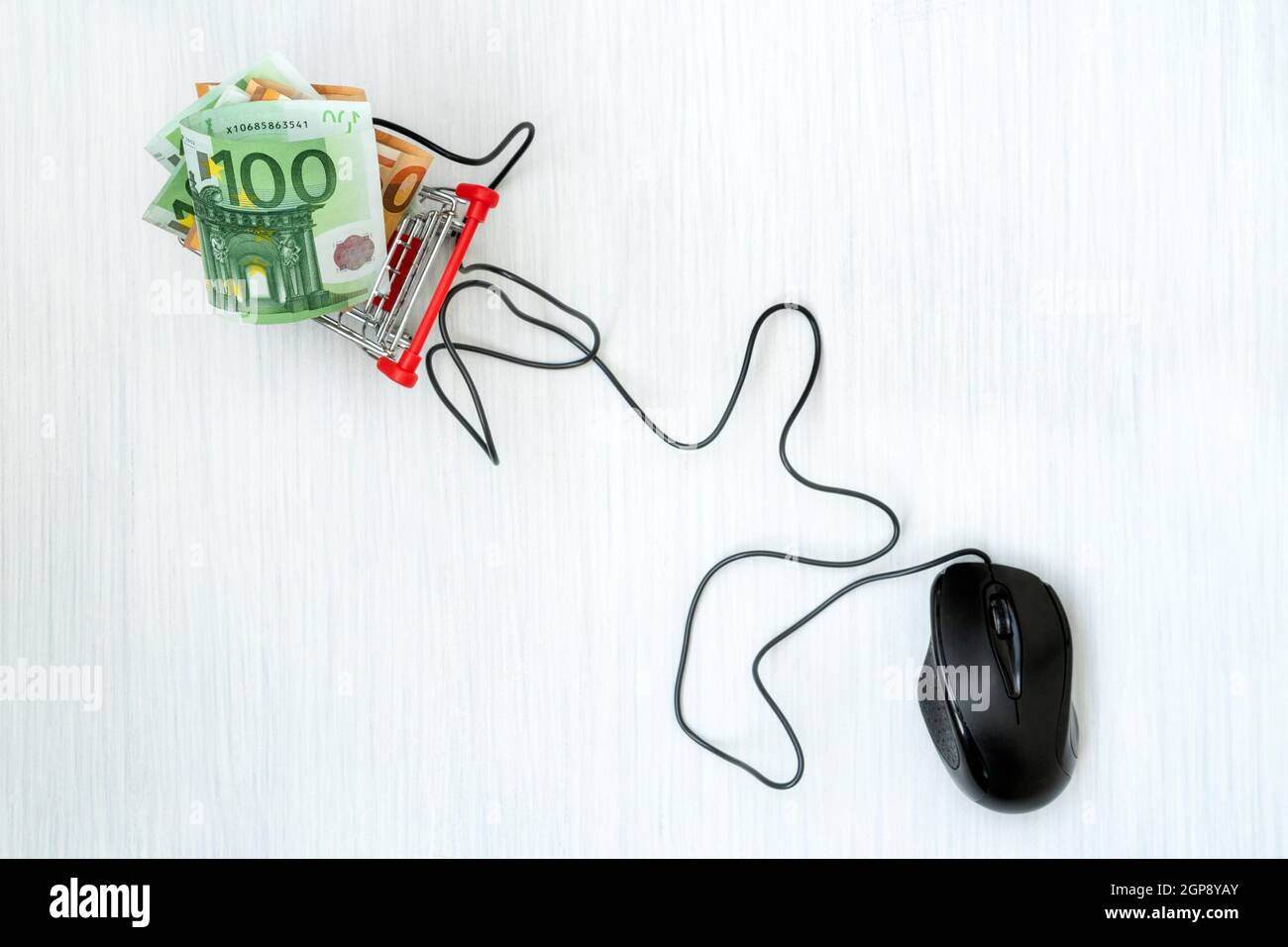 Money connected euro hi-res stock photography and images - Alamy