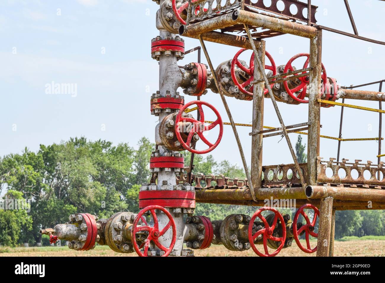 Well for oil and gas production. Oil well wellhead equipment. Oil ...