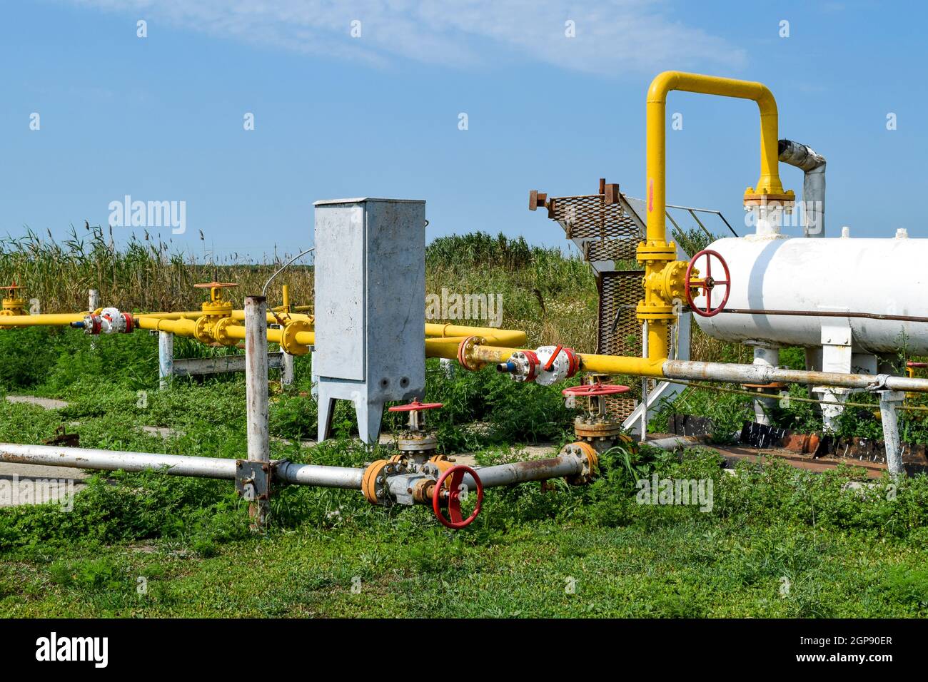 Station for preliminary separation and heating of oil emulsion. Equipment at the oil and gas ...