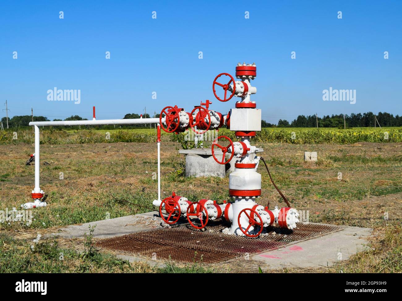 Well for oil and gas production. Oil well wellhead equipment. Oil ...