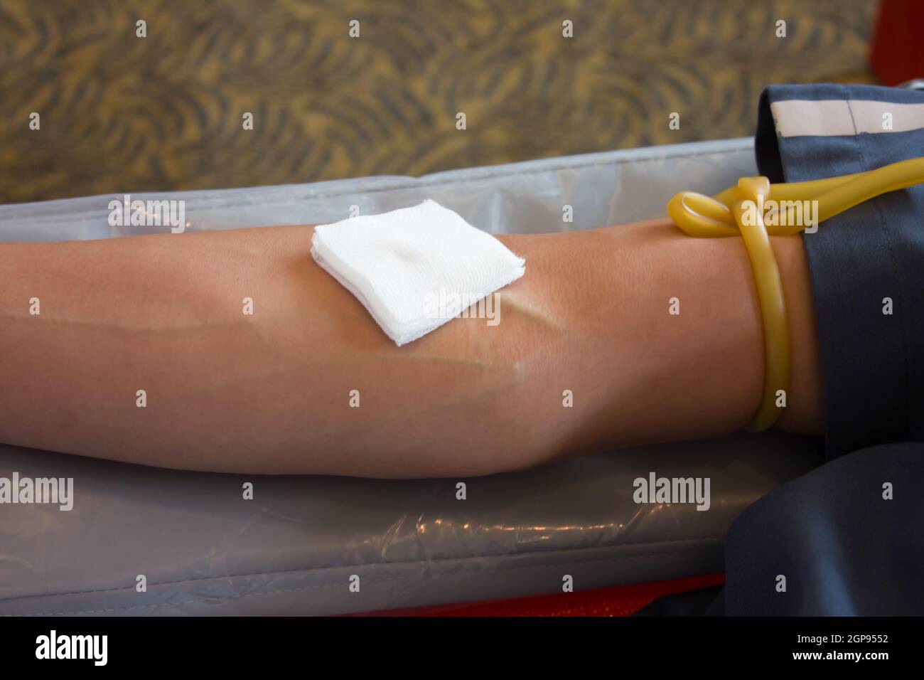 aid blood people in hospital Stock Photo - Alamy