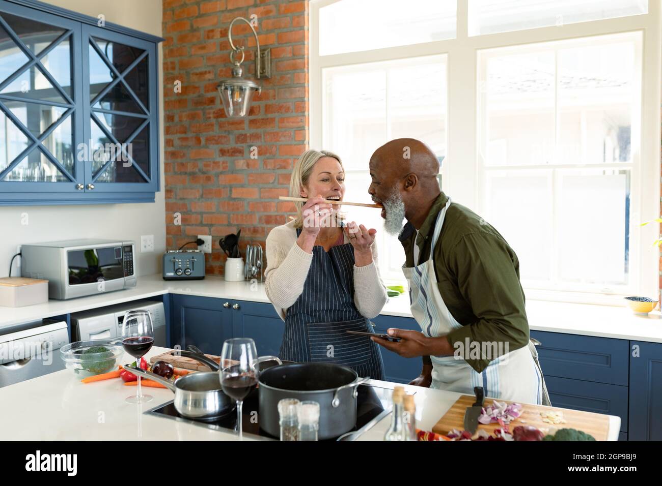 Smile trying hi-res stock photography and images - Alamy