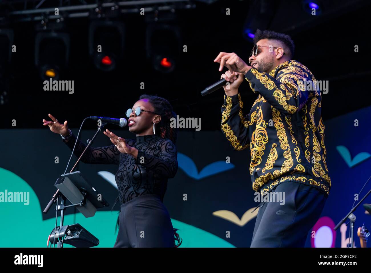 DEBO RAY sings with KASSA OVERALL for Terri Lyne Carrington + Social ...