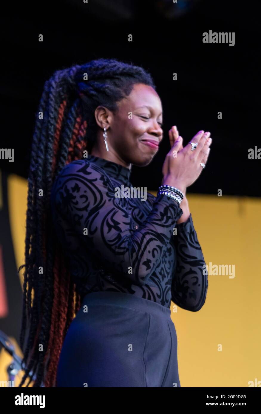 Debo Ray sings for Terri Lyne Carrington + Social Science at the 2021 ...