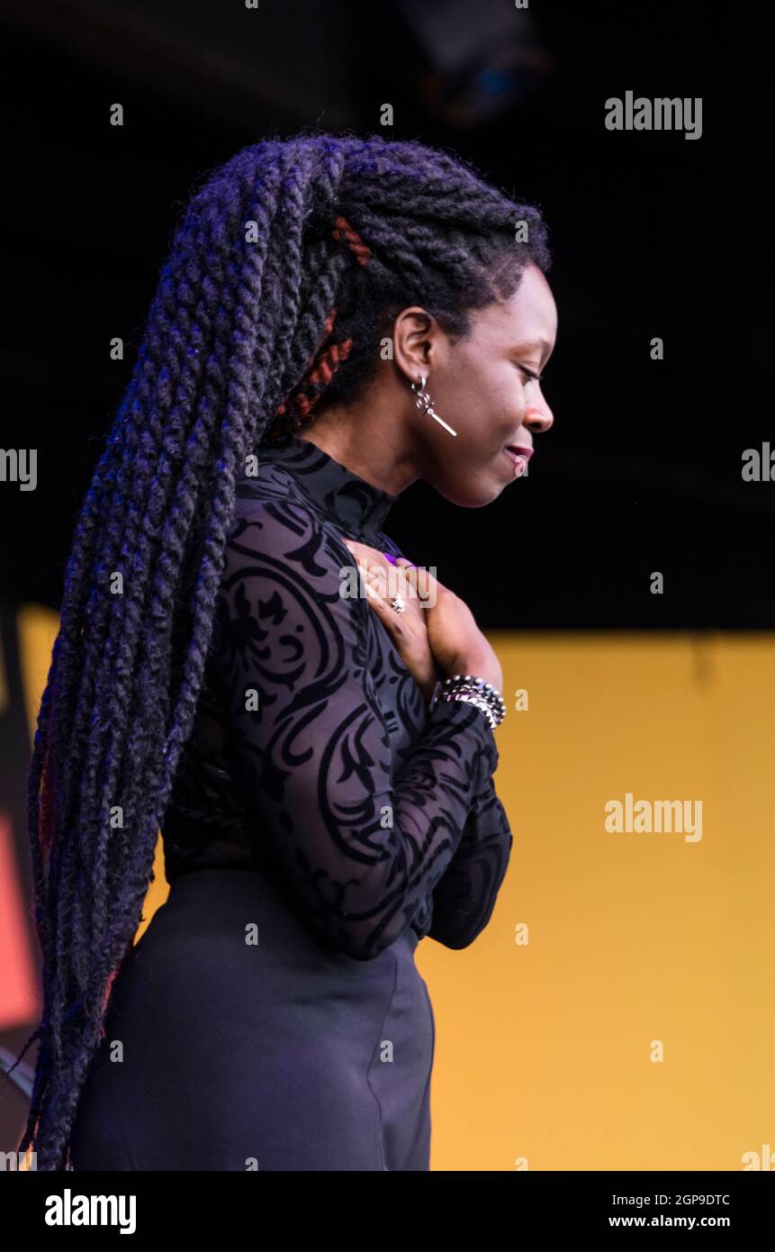 Debo Ray sings for Terri Lyne Carrington + Social Science at the 2021 ...