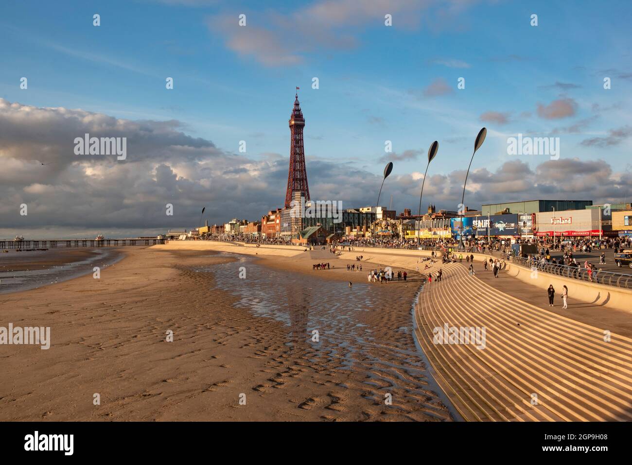 Blackpool Beach and Tower, Blackpool, Fylde Coast, Lancashire Stock ...