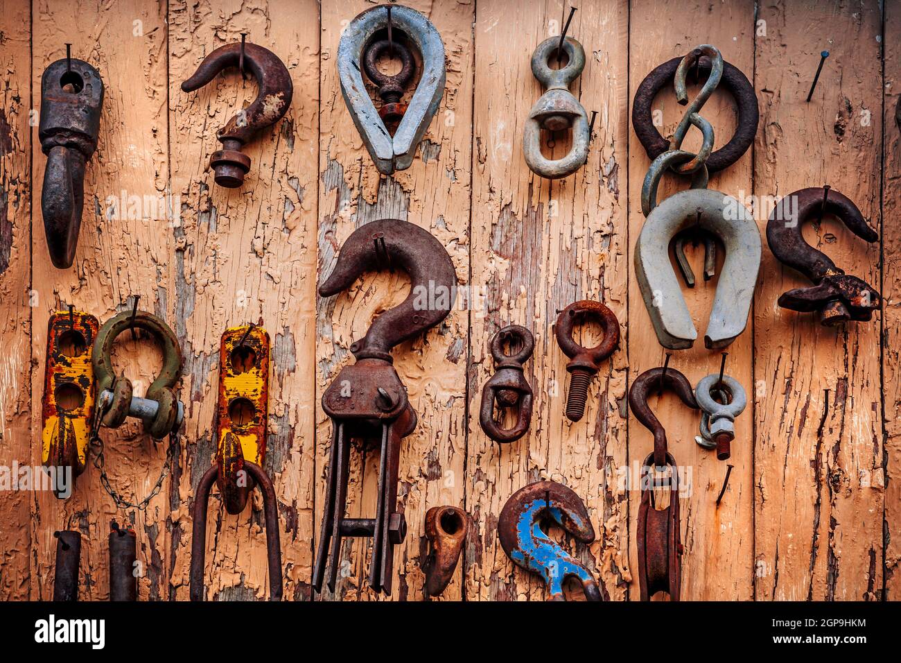 Worn metal industrial pulleys hi-res stock photography and images - Alamy
