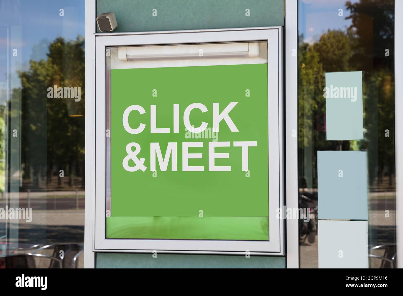 Click and meet hi-res stock photography and images - Alamy