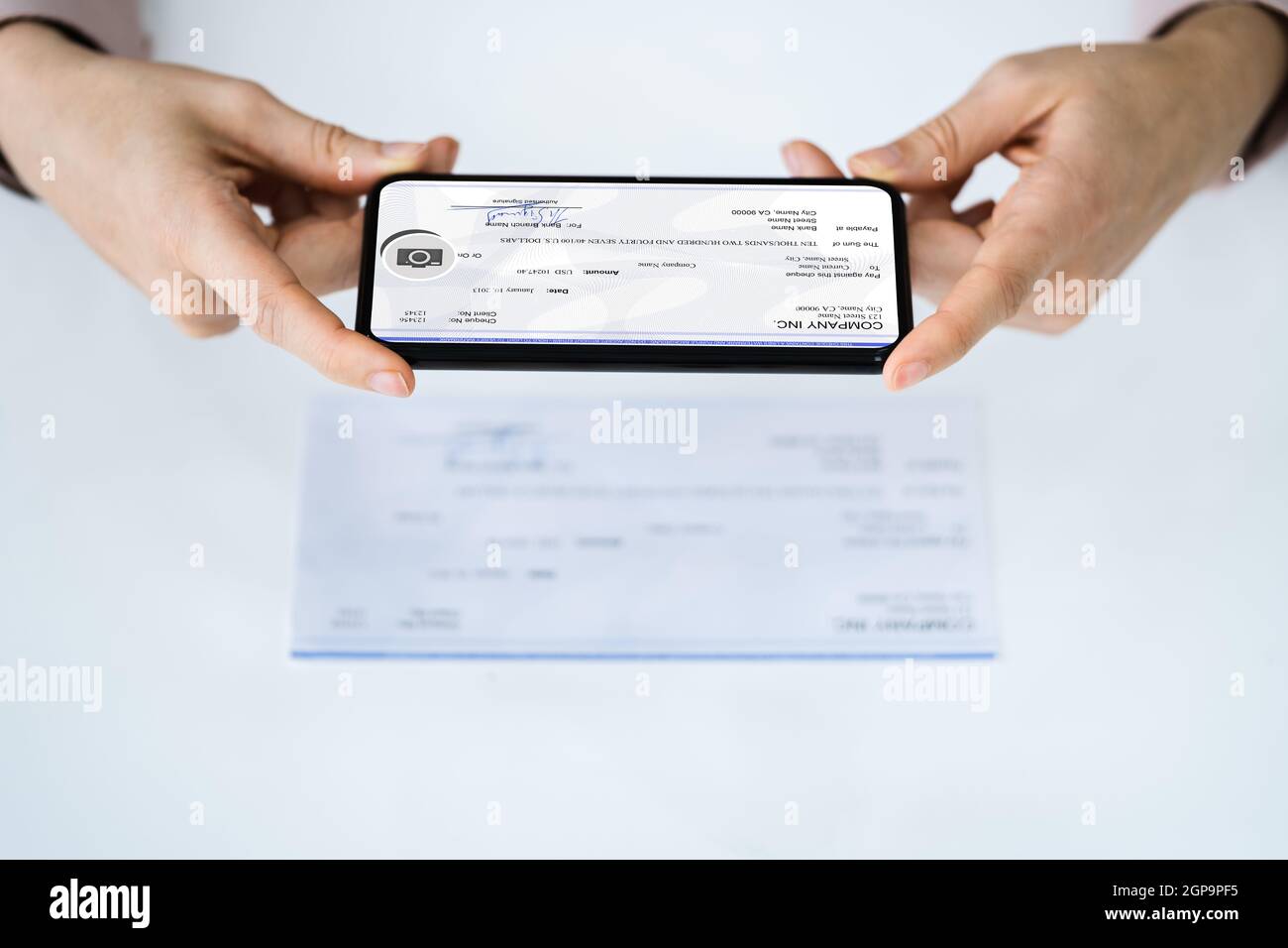 Remote Bank Check Capture And Deposit. Taking Photo Stock Photo - Alamy
