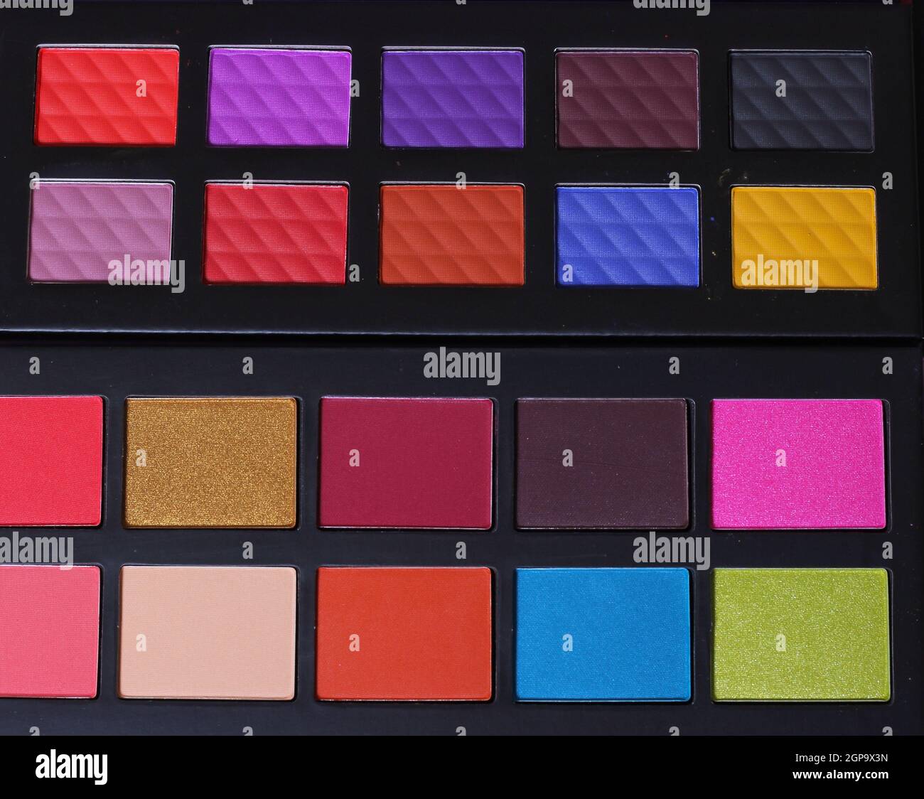 Colorful professional palettes hi-res stock photography and images - Alamy
