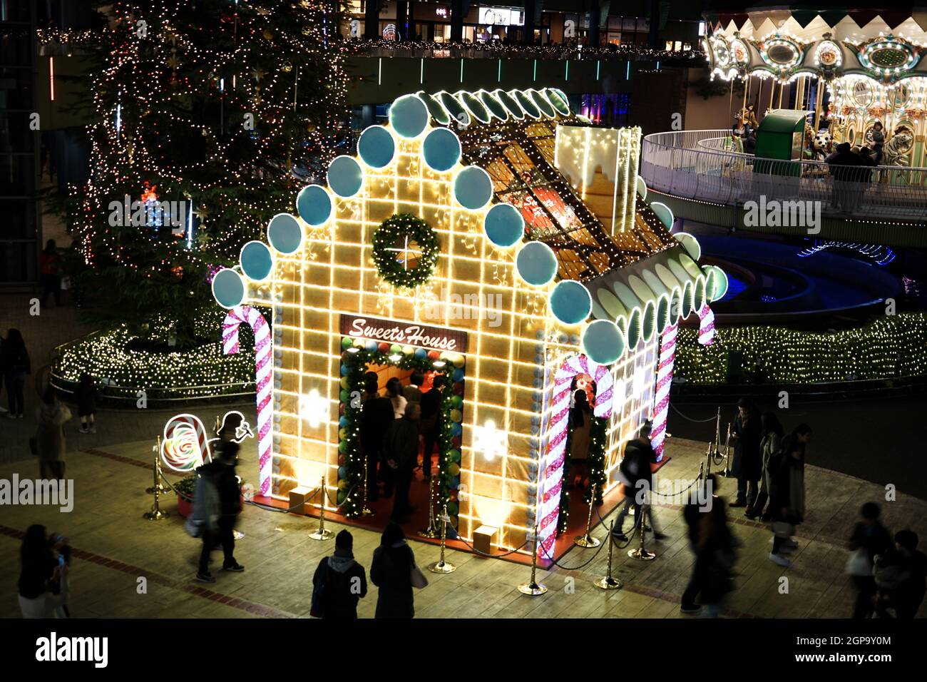 Shining house (Christmas illuminations). Shooting Location: Tokyo ...