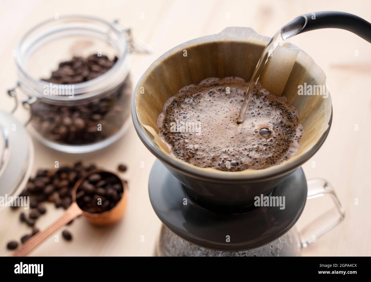 Powder pour into water hi-res stock photography and images - Alamy