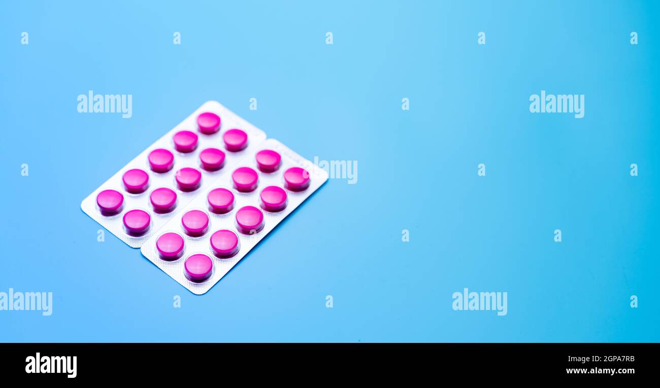 Pain killer tablets pack foil hi-res stock photography and images - Alamy