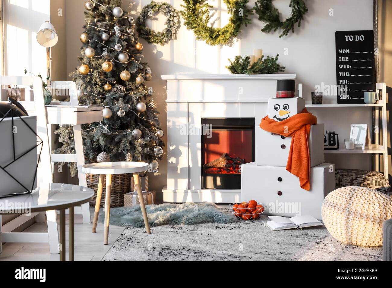 Interior of room with decorative snowman Stock Photo - Alamy