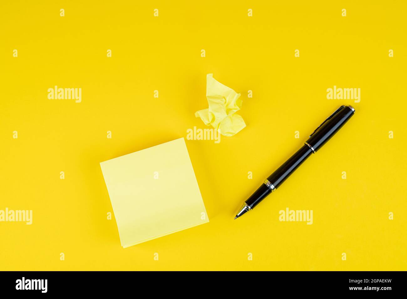 Notepapers hi-res stock photography and images - Alamy
