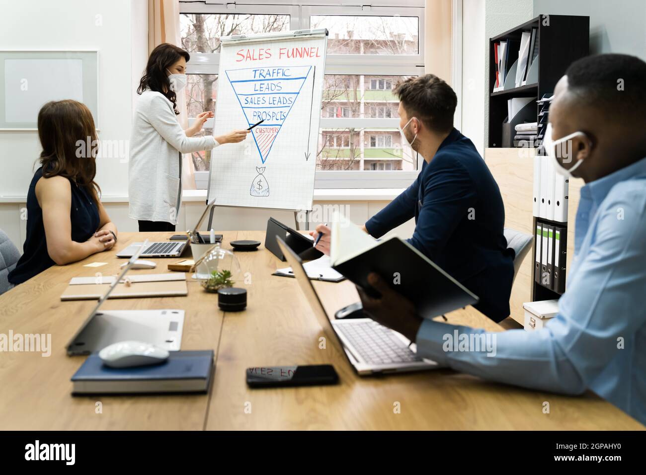 Businessmen working wearing medical hi-res stock photography and images ...