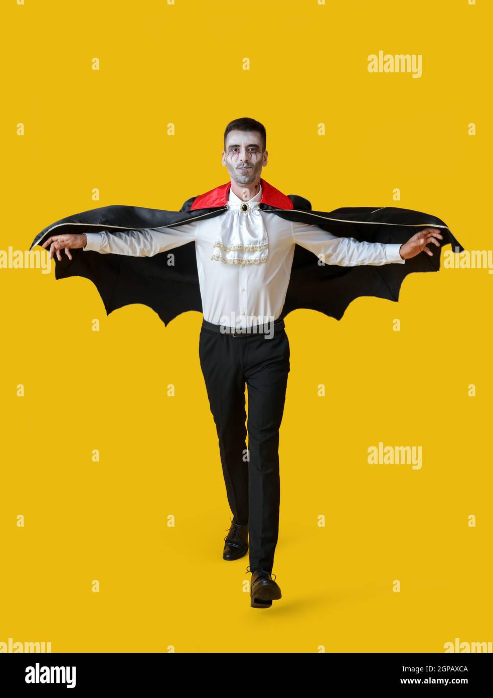 Portrait man dressed dracula hi-res stock photography and images - Alamy