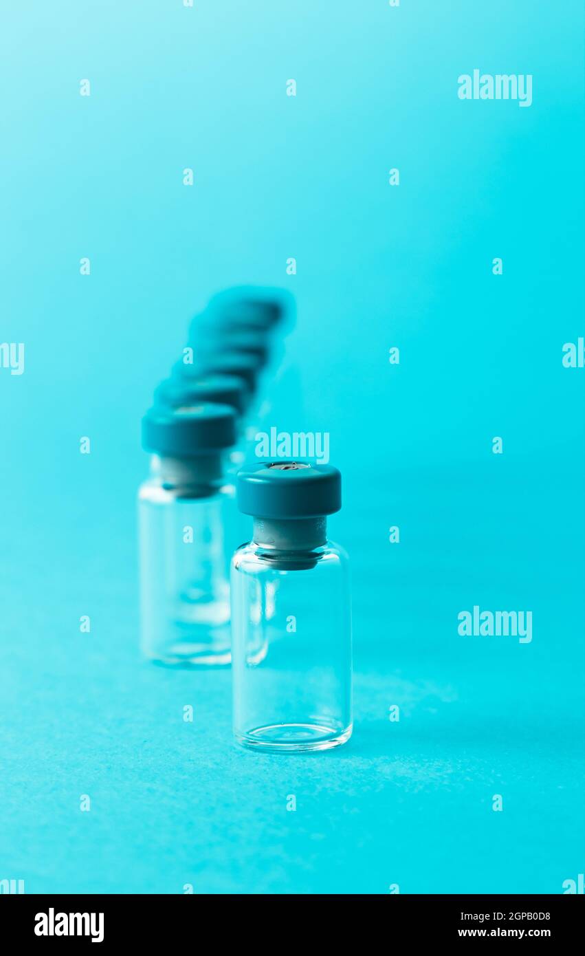 Empty insulin bottle hi-res stock photography and images - Alamy