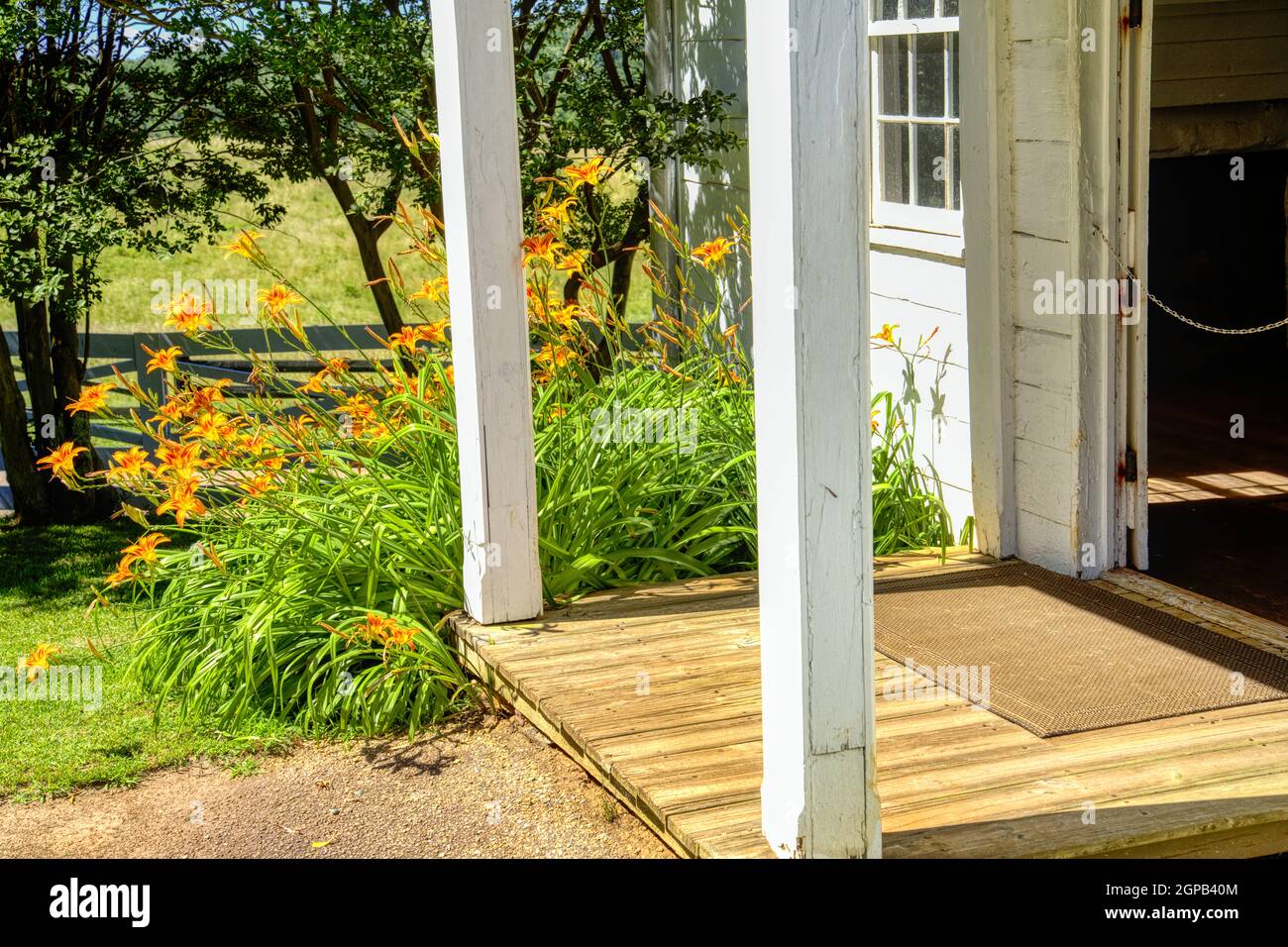 The entrance to the Overseer’s House at James Monroe’s Highland home ...