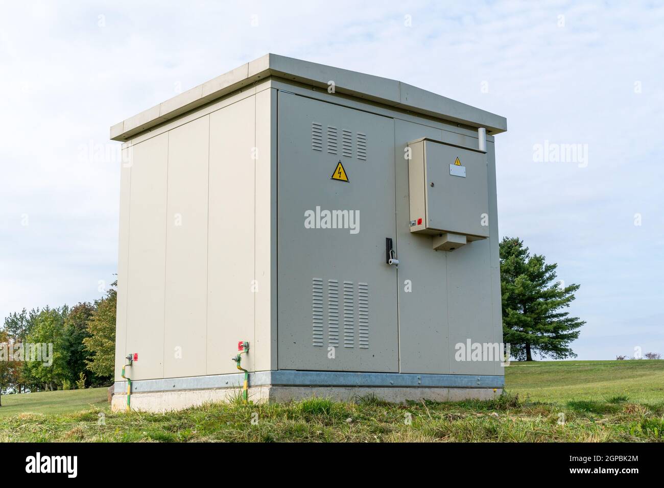 Electrical cabin controller for control high voltage system in the park ...