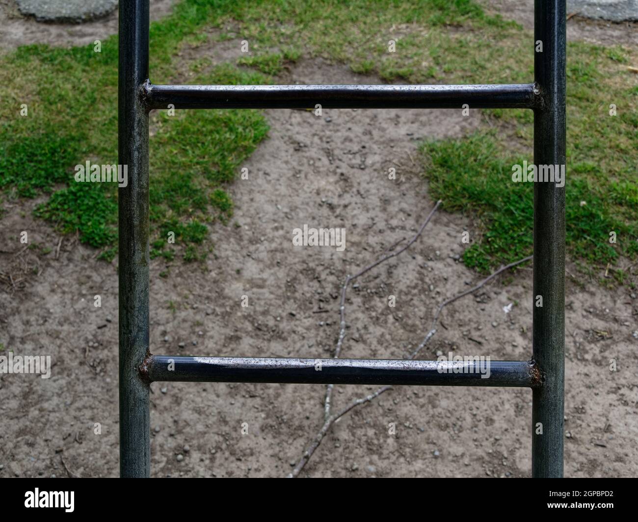 Metal ladder hi-res stock photography and images - Alamy