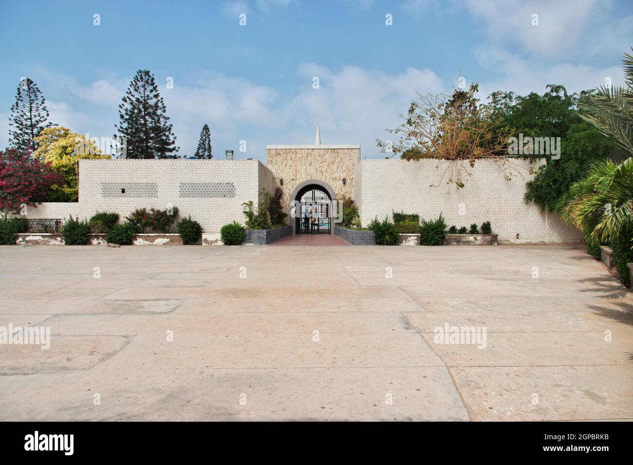 Tooba masjid hi-res stock photography and images - Alamy