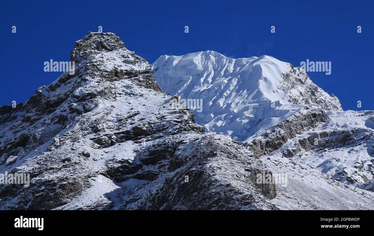 Mount Lobuche East seen on the way from Dzongla to Lobuche Stock Photo ...