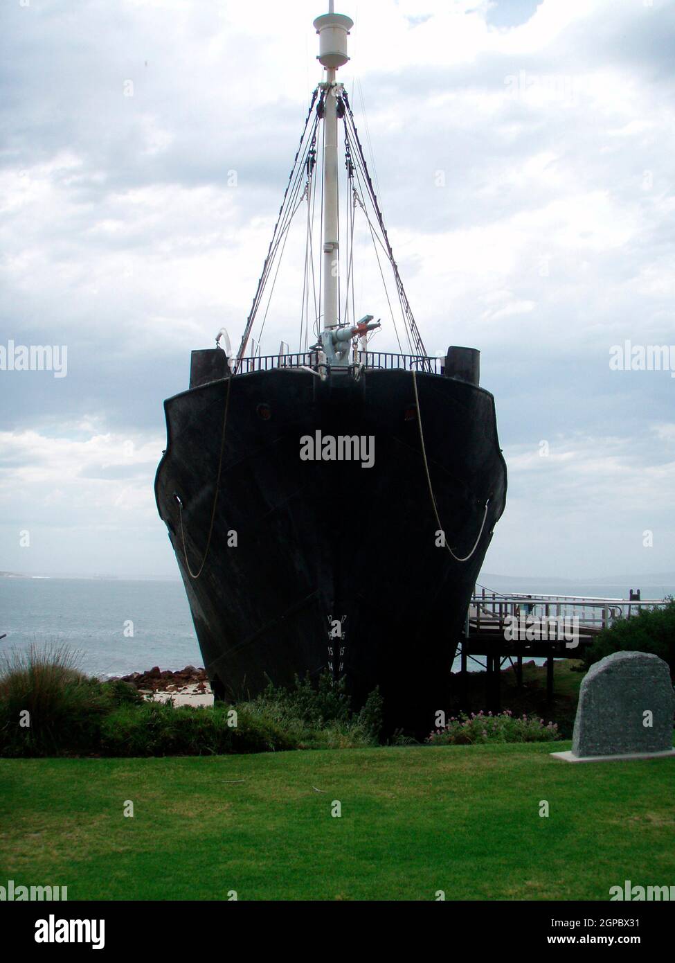 Whaling vessel hi-res stock photography and images - Alamy