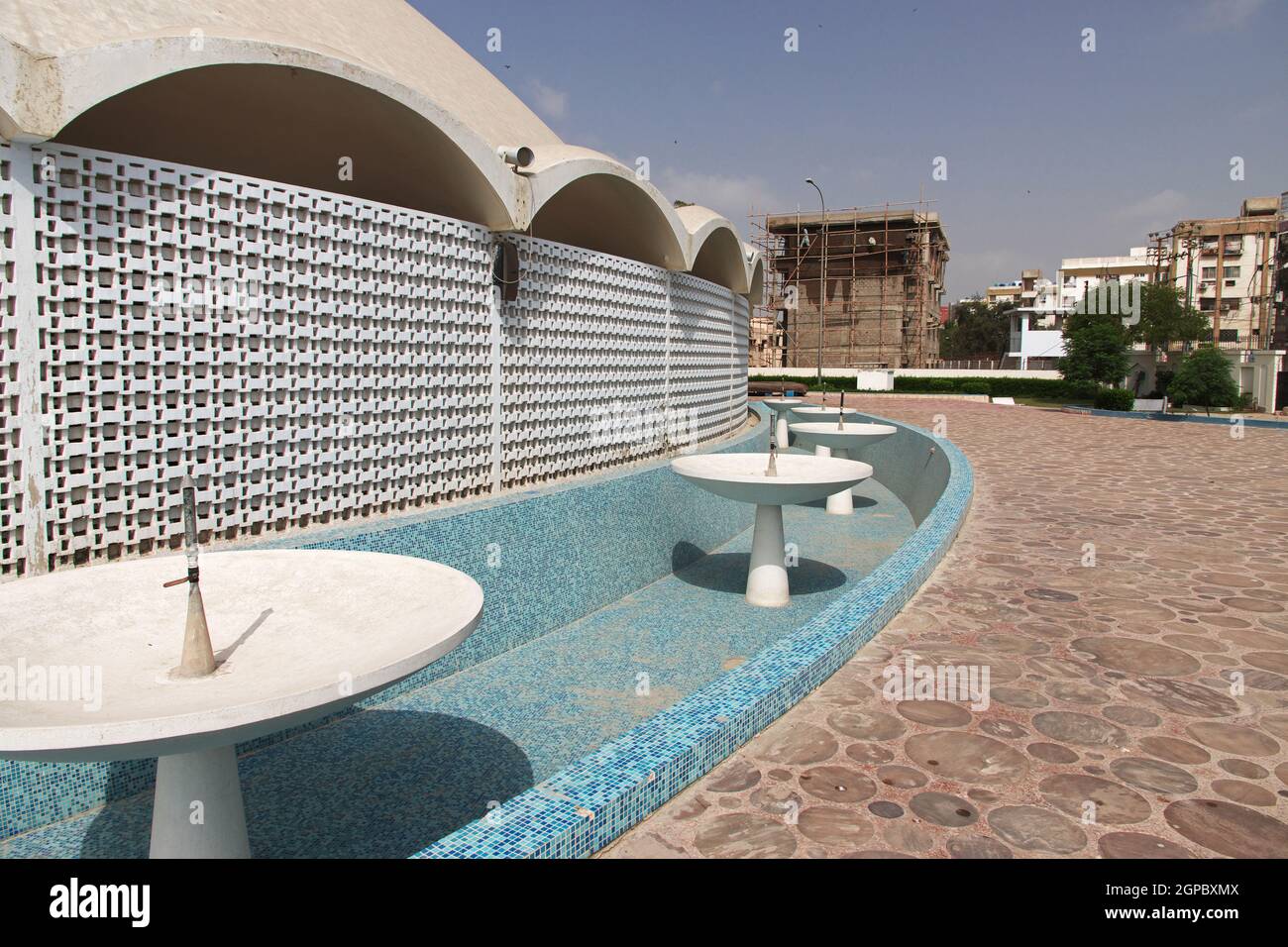 Tooba masjid hi-res stock photography and images - Alamy