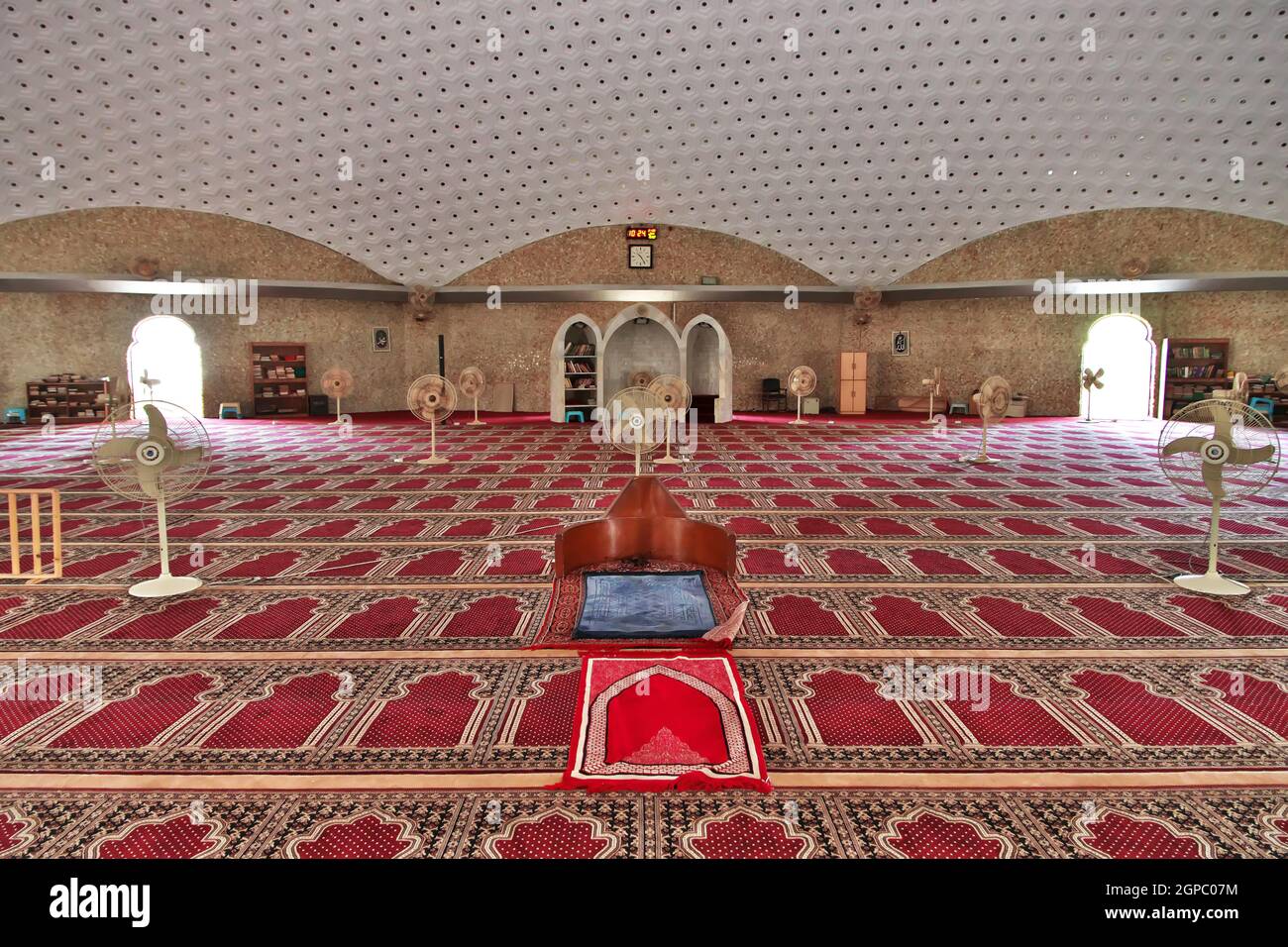 Tooba masjid hi-res stock photography and images - Alamy