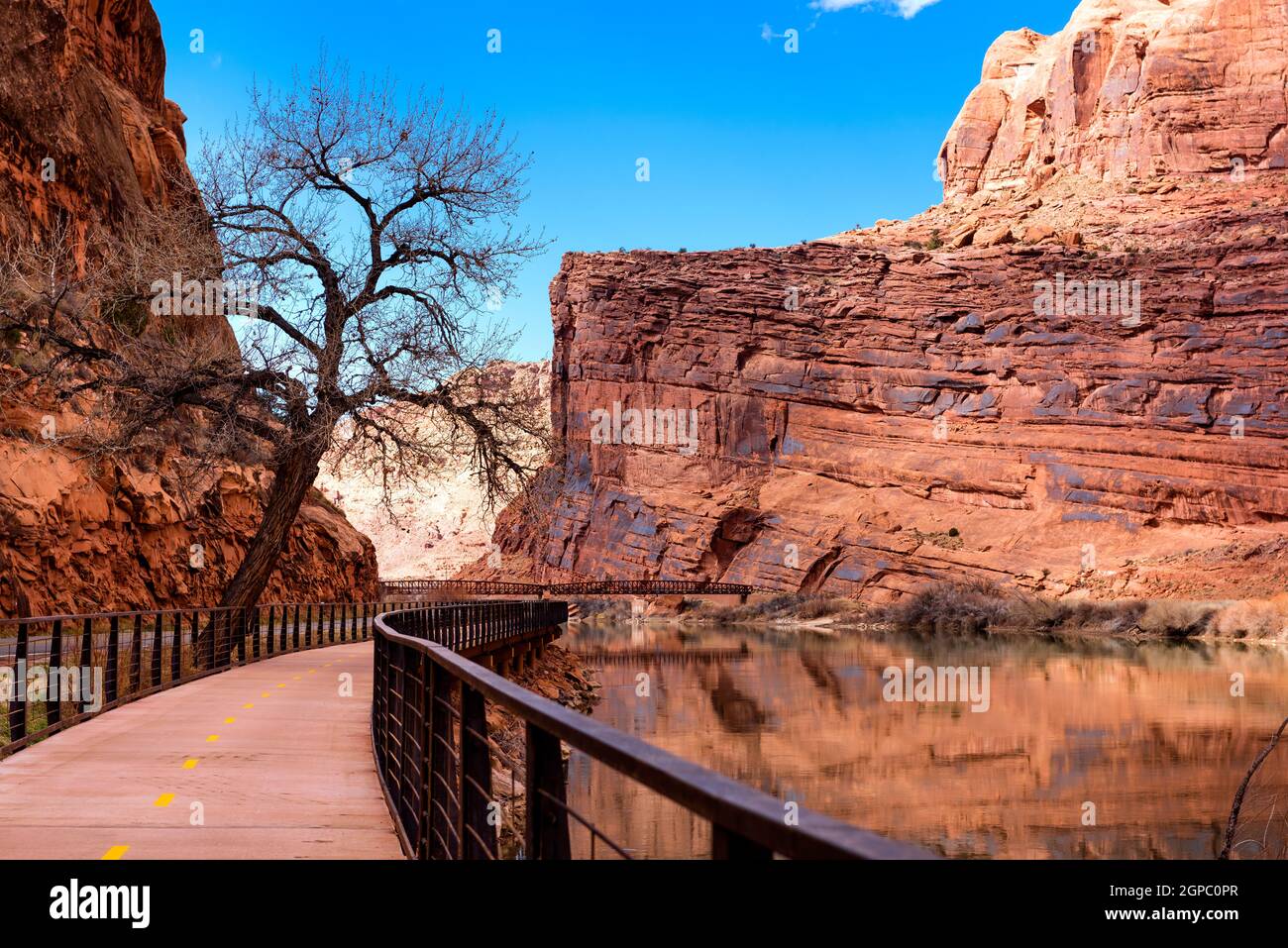 Bike path colorado river hi-res stock photography and images - Alamy