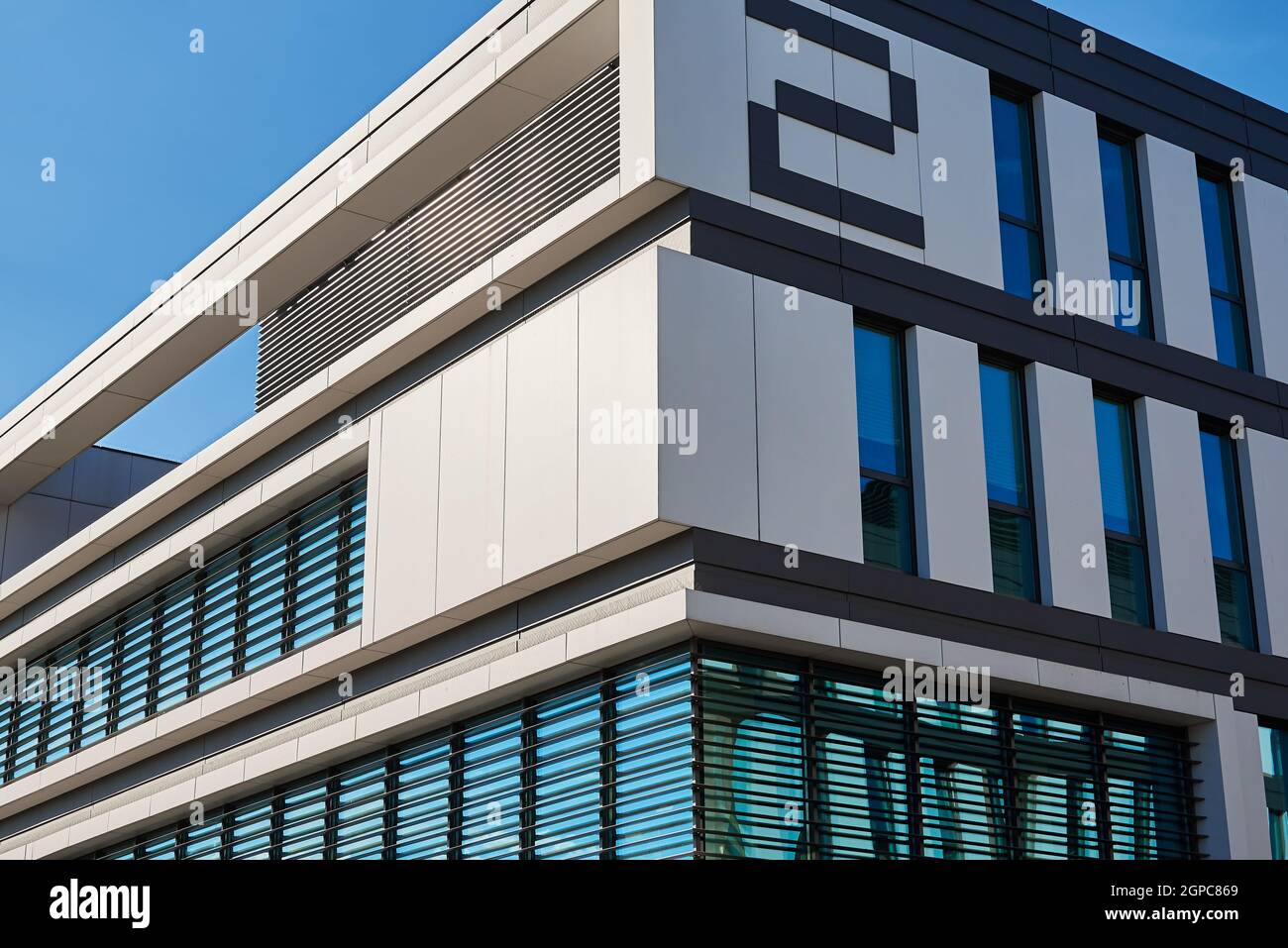 Building facade with geometric pattern. Modern architecture ...