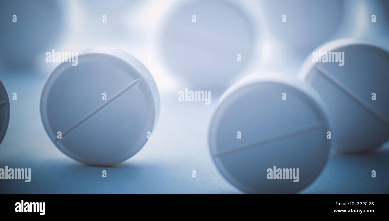 Blue tinting hi-res stock photography and images - Alamy