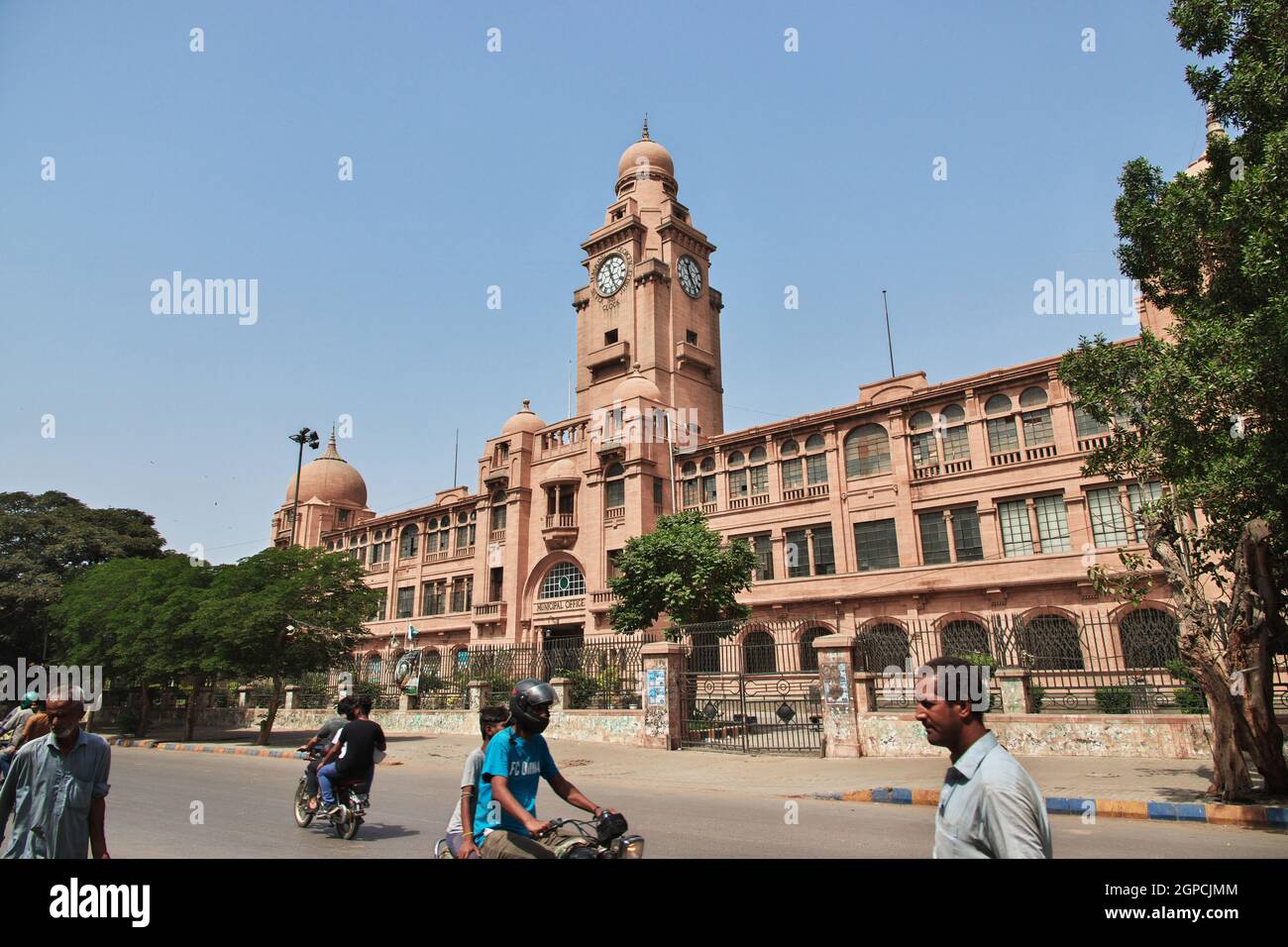 Vintage city hall building in Karachi, Pakistan Stock Photo - Alamy