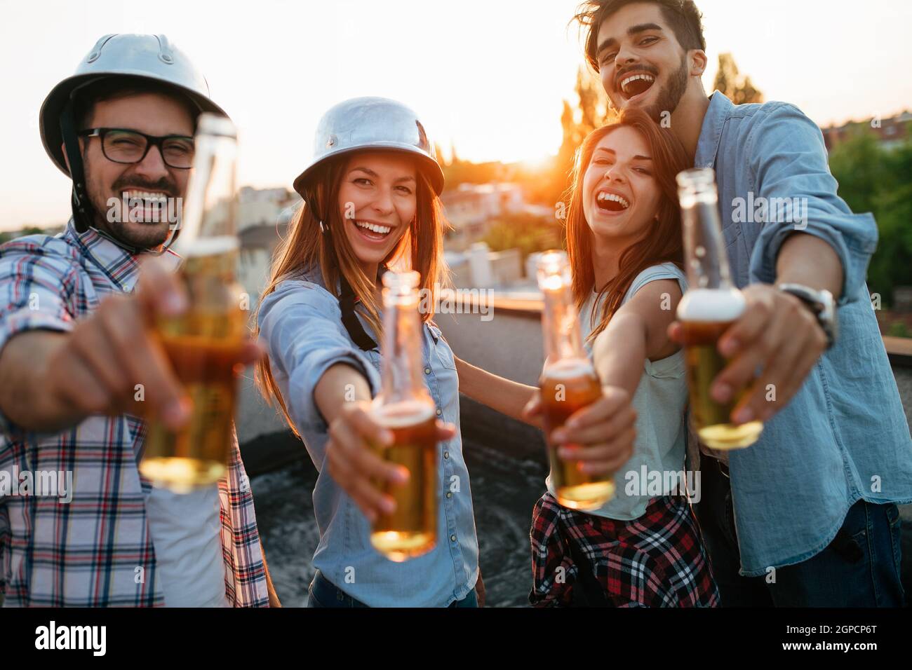 Friends enjoying the summer hi-res stock photography and images - Alamy