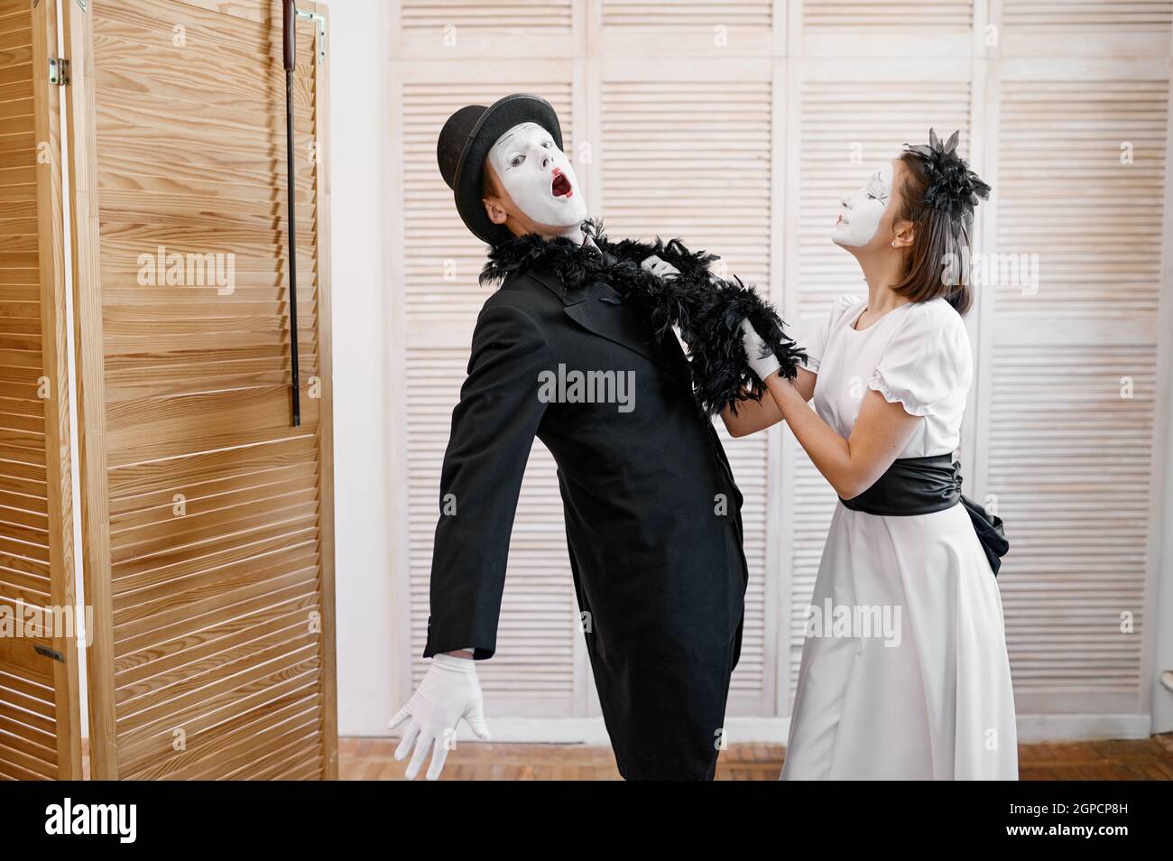 Face mimic hi-res stock photography and images - Alamy