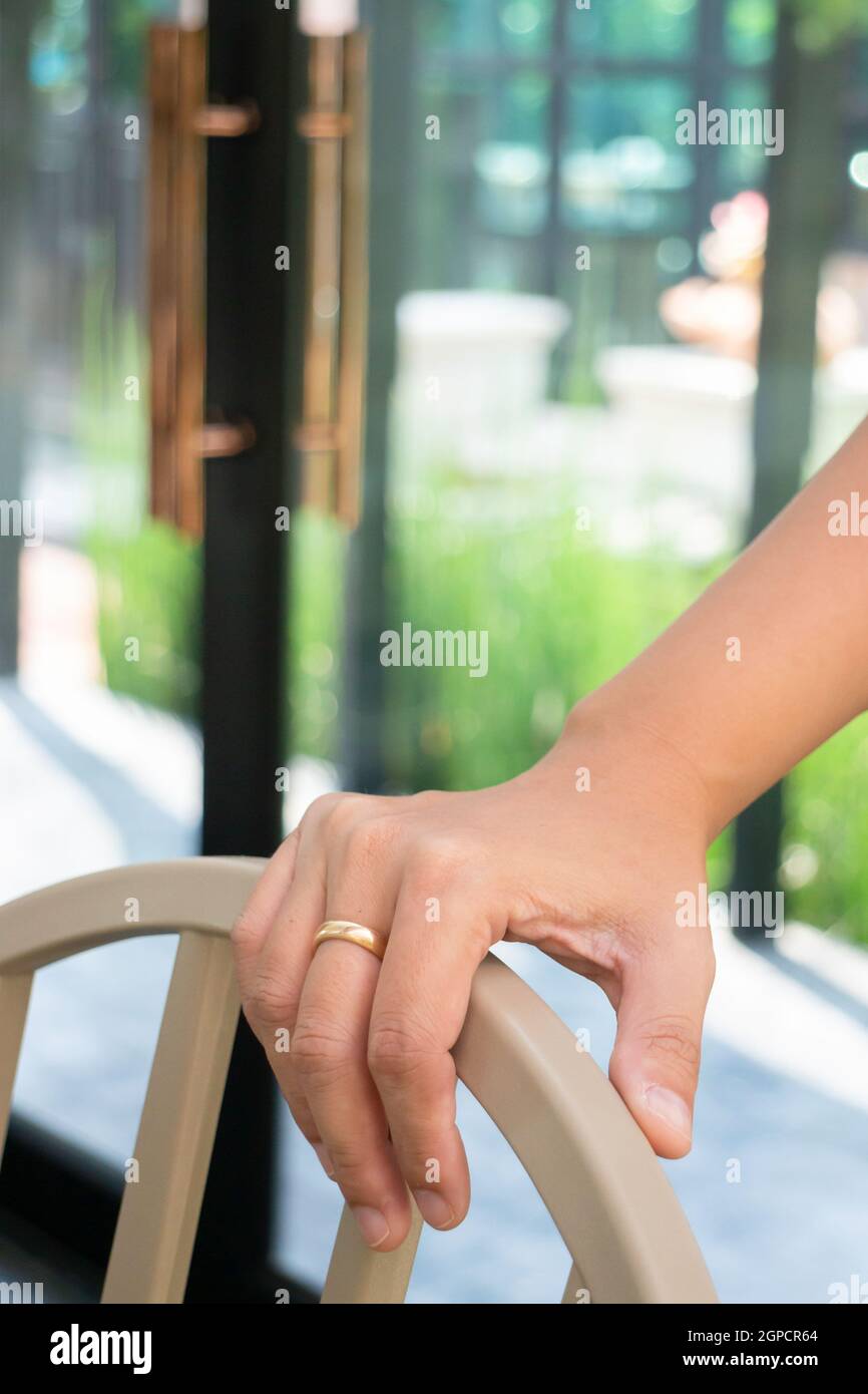 Hold your head chair hi-res stock photography and images - Alamy