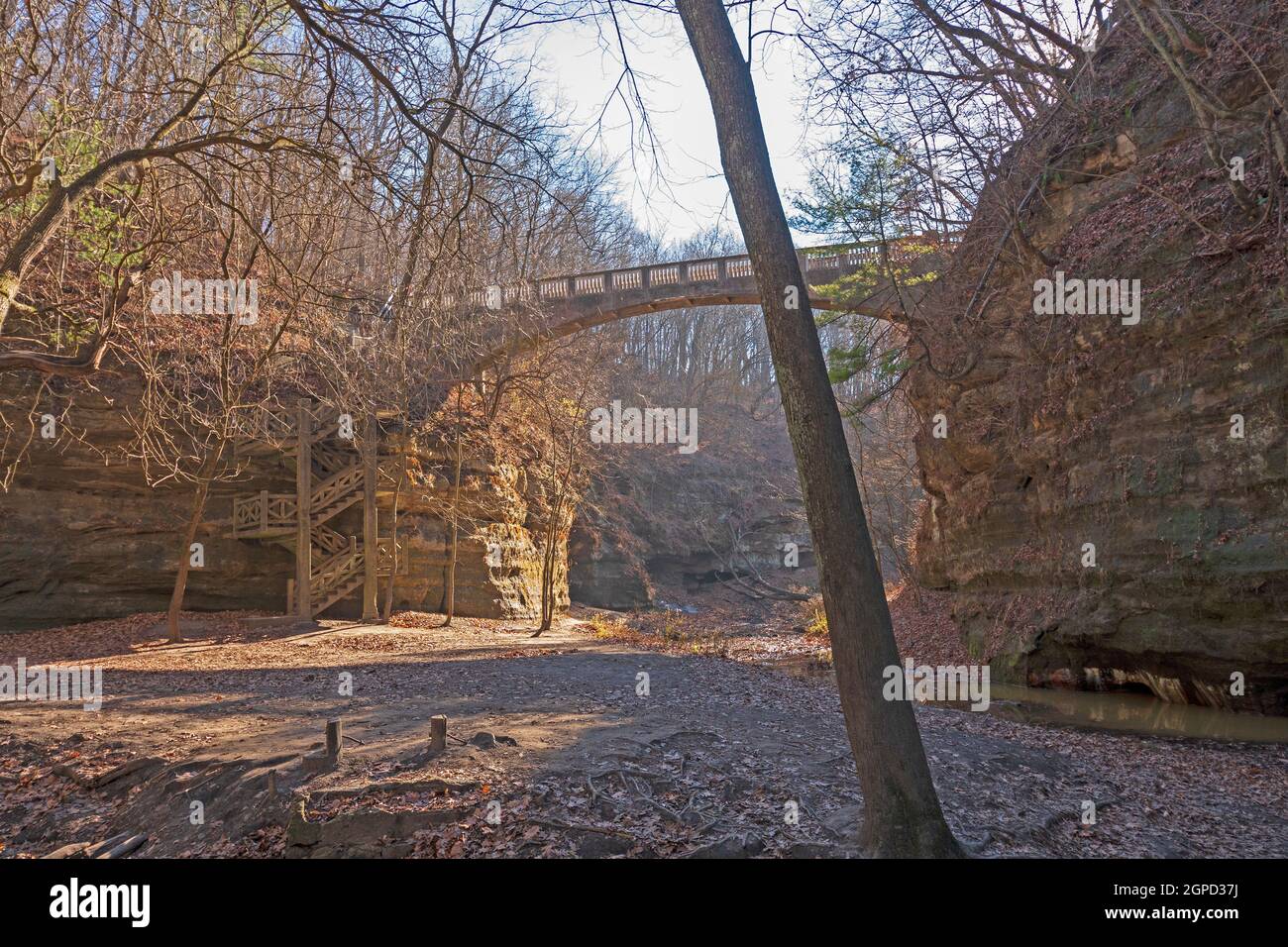 Old concrete footbridge hi-res stock photography and images - Alamy