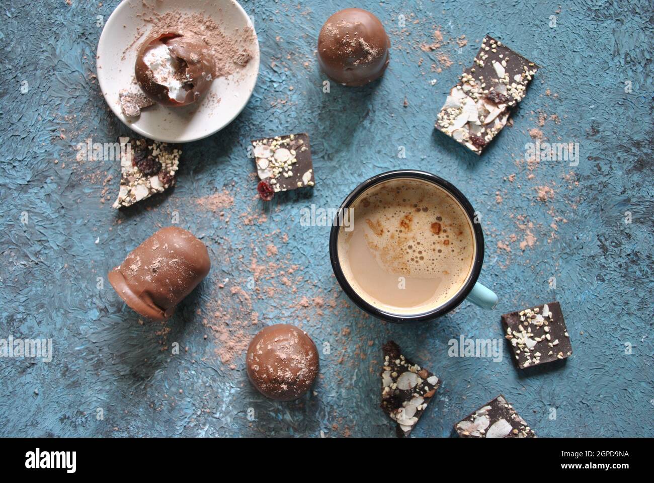 Cup of coffee, chocolate, cocoa powder Stock Photo - Alamy