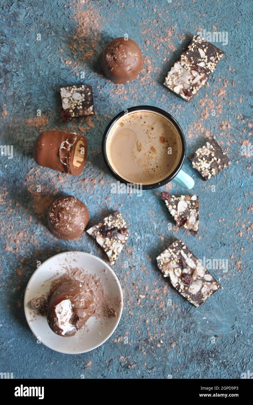 Cup of coffee, chocolate, cocoa powder Stock Photo - Alamy