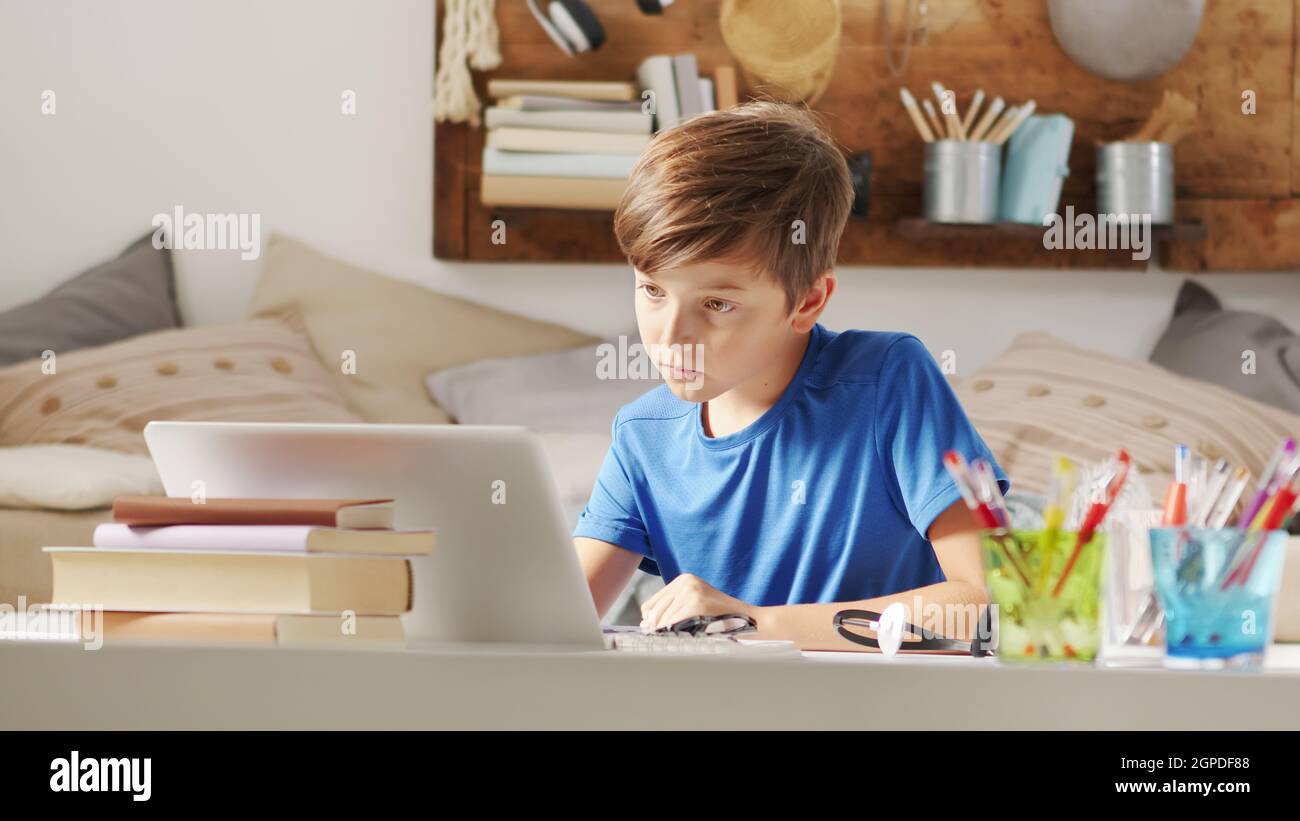 E learning activities hi-res stock photography and images - Alamy