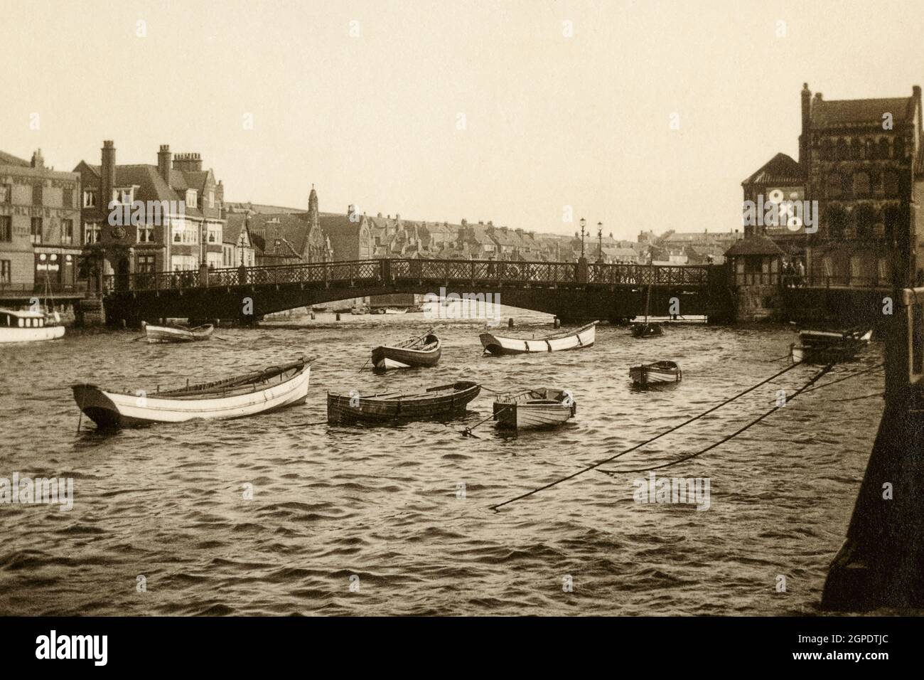 Whitby anchorage hi-res stock photography and images - Alamy
