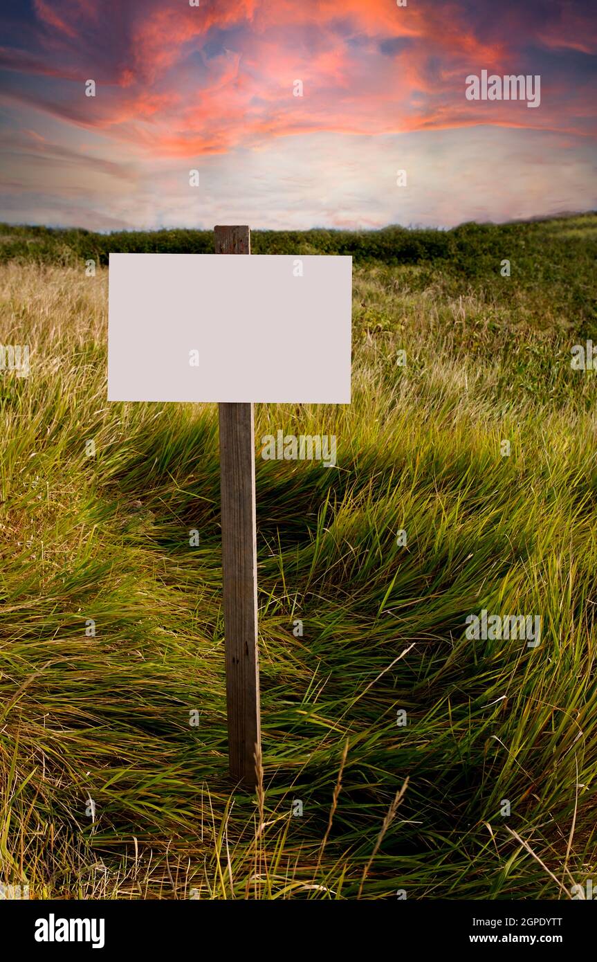 Empty advertisment poster to use writing your message Stock Photo - Alamy