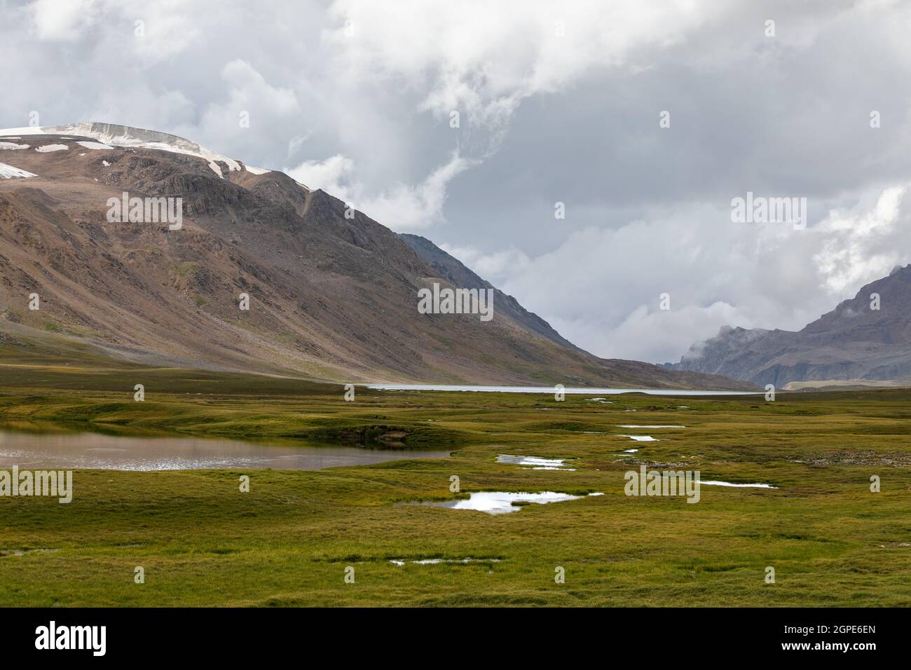 Altitude high clouds background hi-res stock photography and images - Alamy