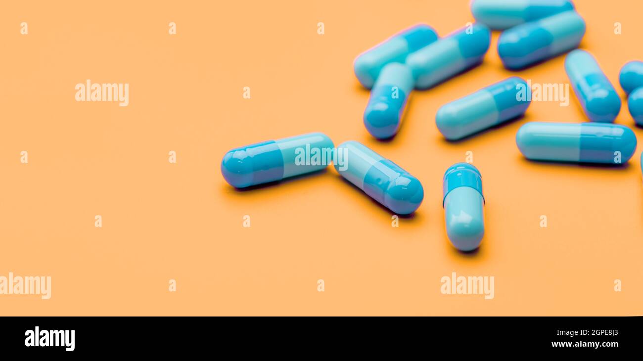 Penicillin antibiotic manufacture hi-res stock photography and images ...