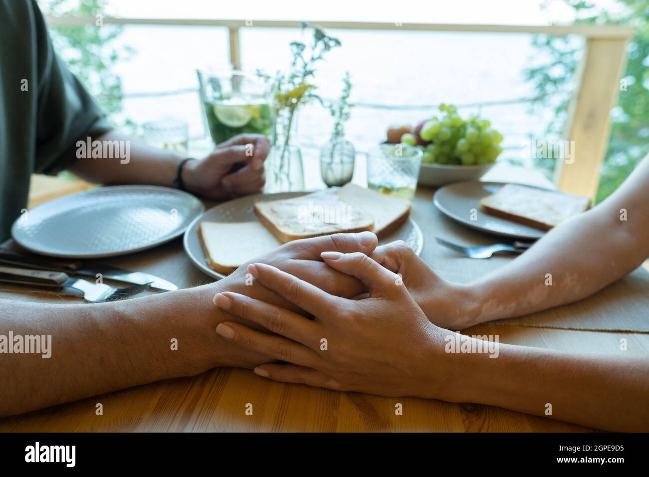 Couple patio table hi-res stock photography and images - Alamy