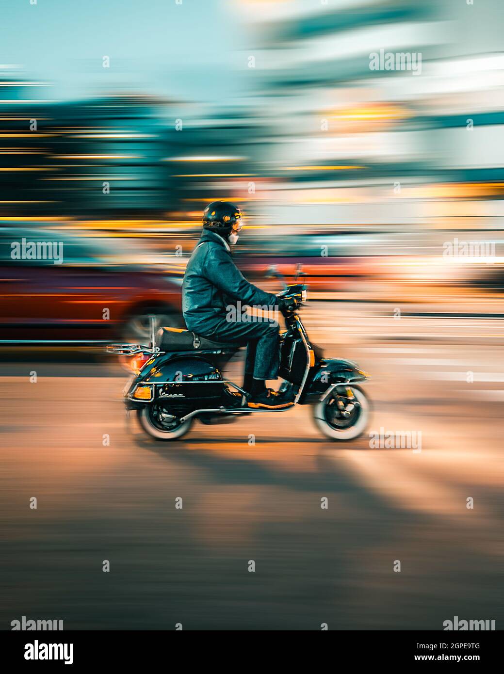 Vespa 09 hi-res stock photography and images - Alamy